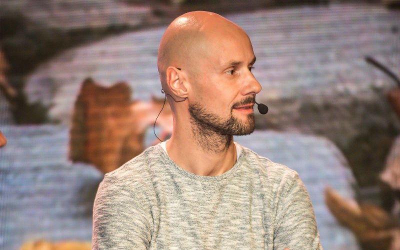 Tom Boonen stelt zijn nieuwe vriendin voor: "Wiebeke woont sinds een ...